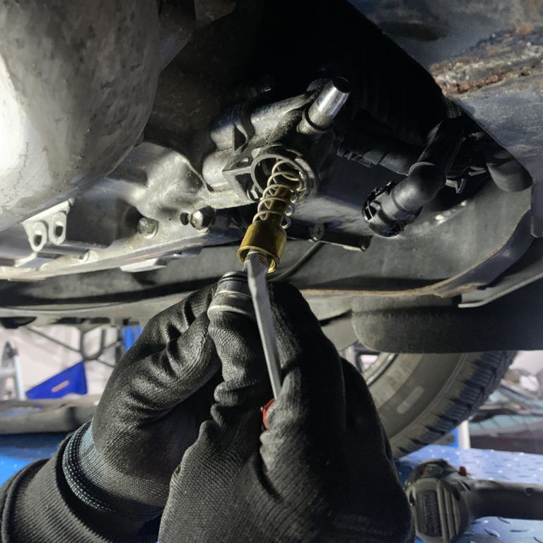 Getriebespülung Volvo XC60 mit TF80 SC 6 Gang Getriebe | VO1